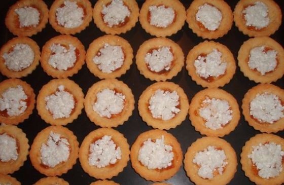 Linecké košíčky s tvarohom a čokoládovým krémom (fotorecept) - recept ...