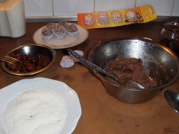 Nepečené višňové guľky (fotorecept) - recept | Varecha.sk