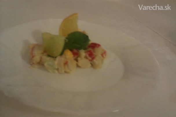 Šalát z surimi (kabích tyčiniek) - recept | Varecha.sk